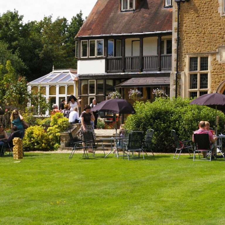 Welcome to Farnham House Hotel